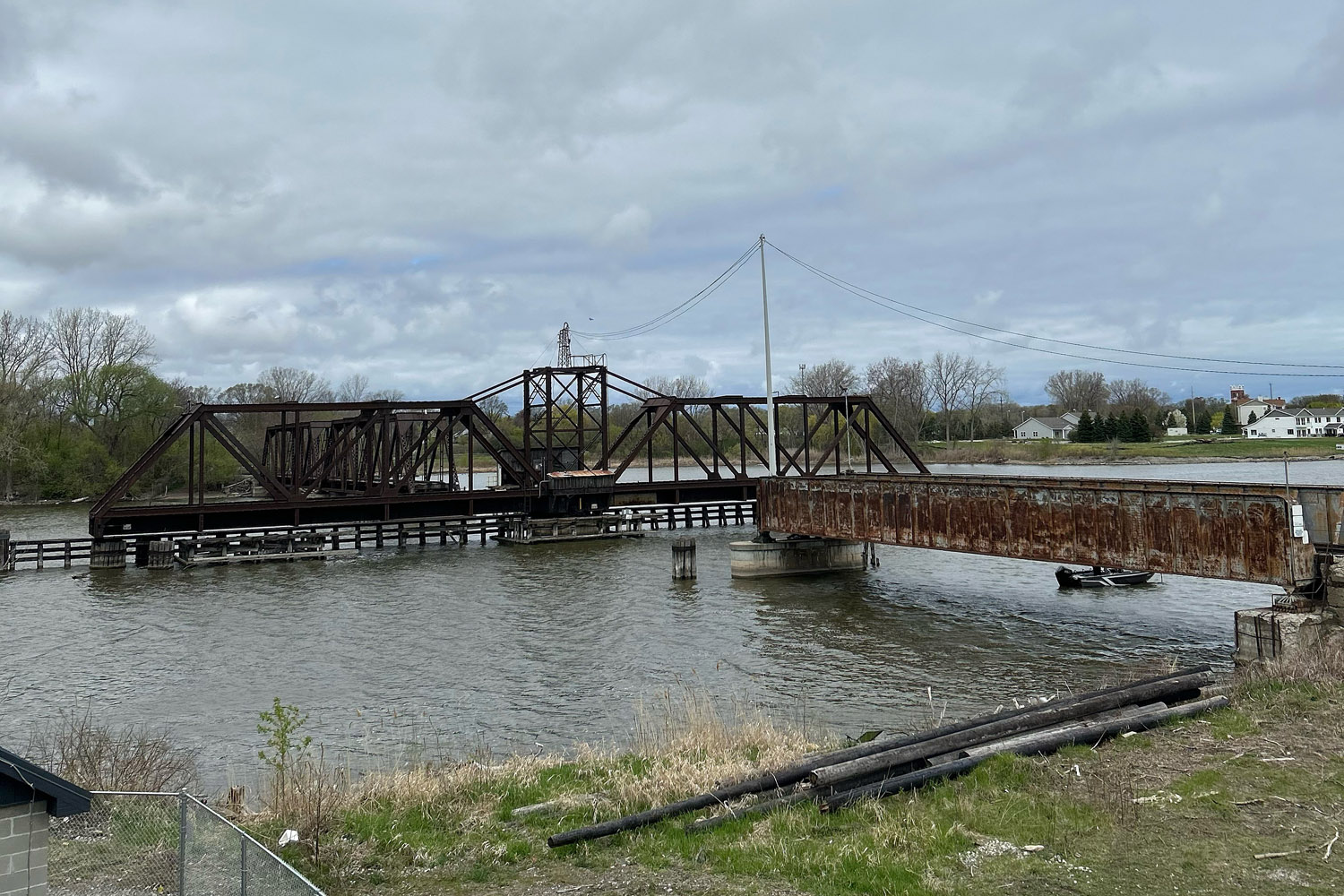 Trump Boosts Shipbuilding, But Michigan Can’t Take Advantage - Michigan ...