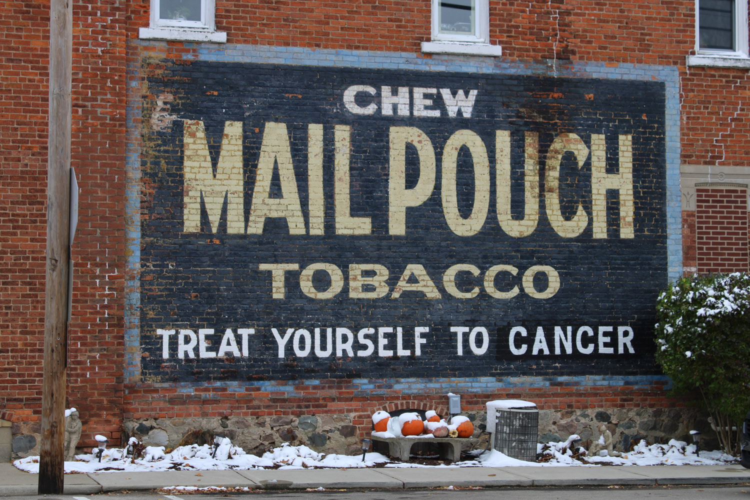 Michigan's Most Famous Tobacco Ad Warns of Cancer - Michigan Enjoyer